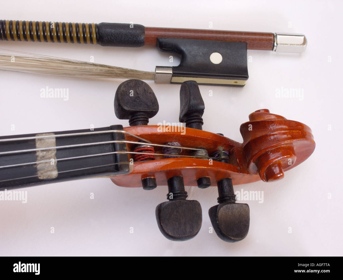 Bow stringed instrument High Resolution Stock Photography and Images ...