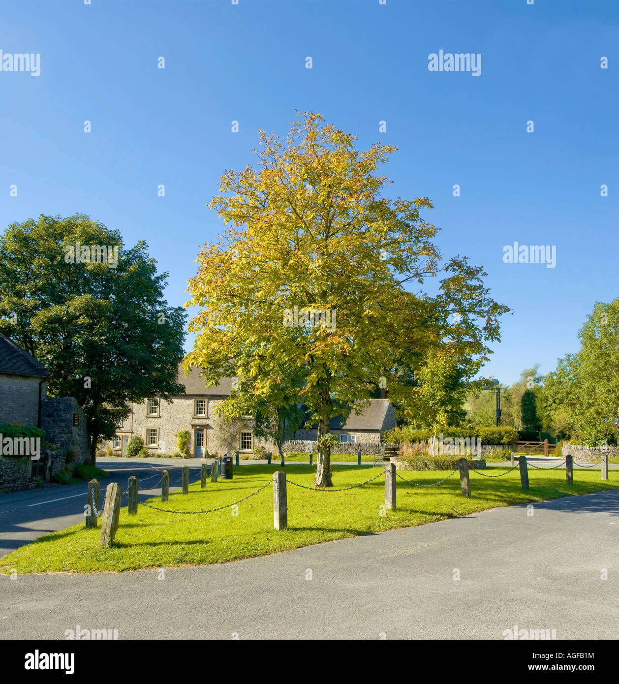 village green alstonefield peak district national park staffordshire ...