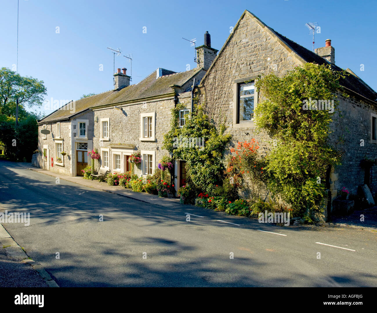 Alstonefield hi-res stock photography and images - Alamy