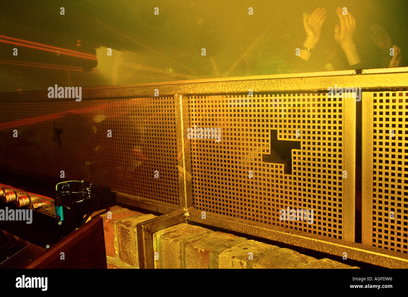 Fabric logo hi-res stock photography and images - Alamy