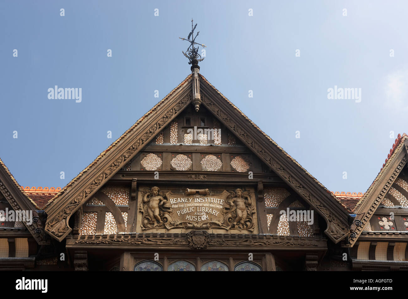 THE BEANEY INSTITUTE ROYAL FREE PUBLIC LIBRARY SIGN CANTERBURY KENT ...