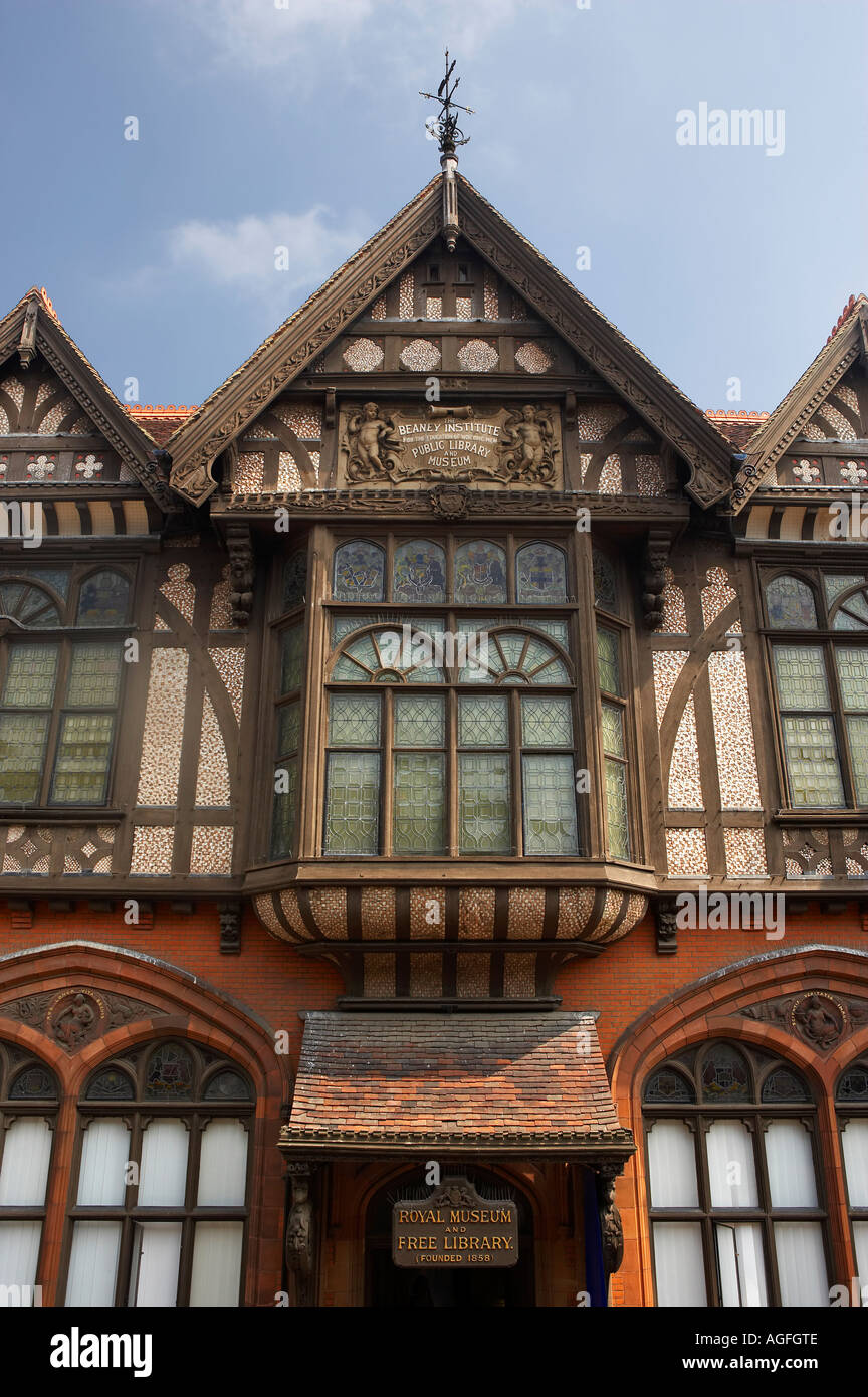 THE BEANEY INSTITUTE ROYAL FREE PUBLIC LIBRARY SIGN CANTERBURY KENT ...
