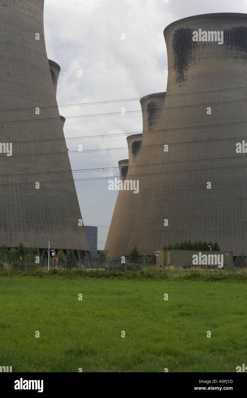 Cooling towers of Ferrybridge C Power Station Stock Photo - Alamy