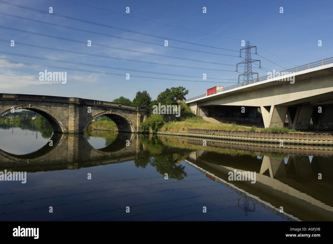 John Carr stone bridge crossed by the A1 flyover Ferrybridge Stock ...