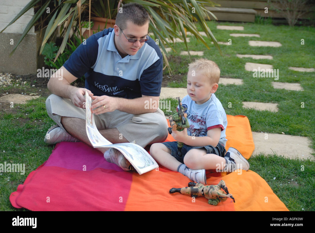 Stereotypical dad hi-res stock photography and images - Alamy