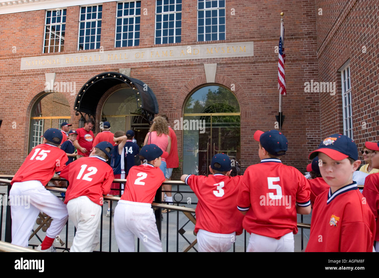Little league baseball fans hi-res stock photography and images - Alamy