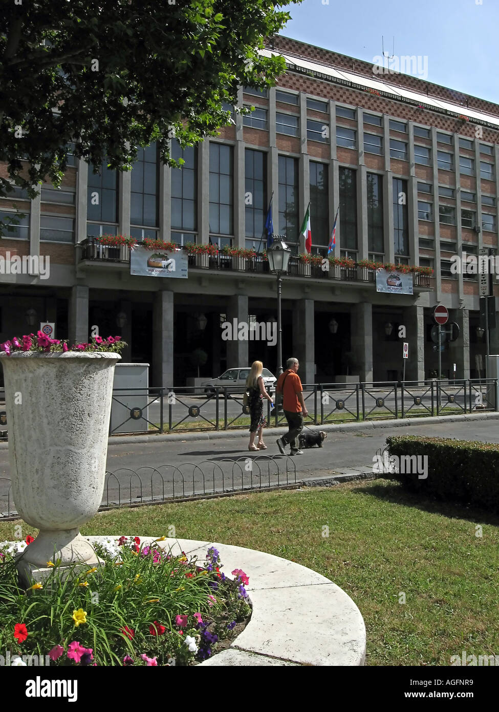 Palazzo della provincia hi-res stock photography and images - Alamy