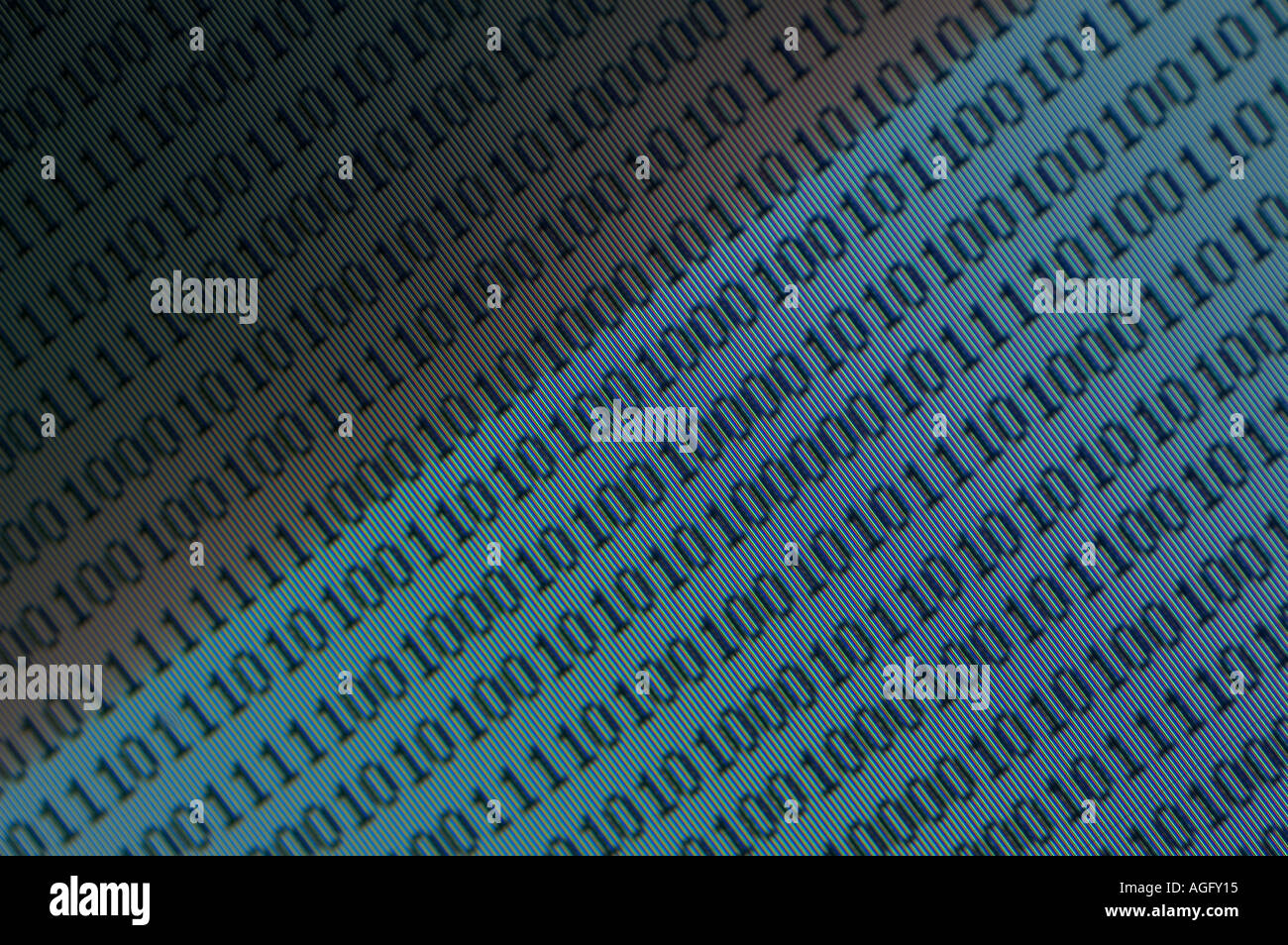 0101 binary code on computer hi-res stock photography and images - Alamy