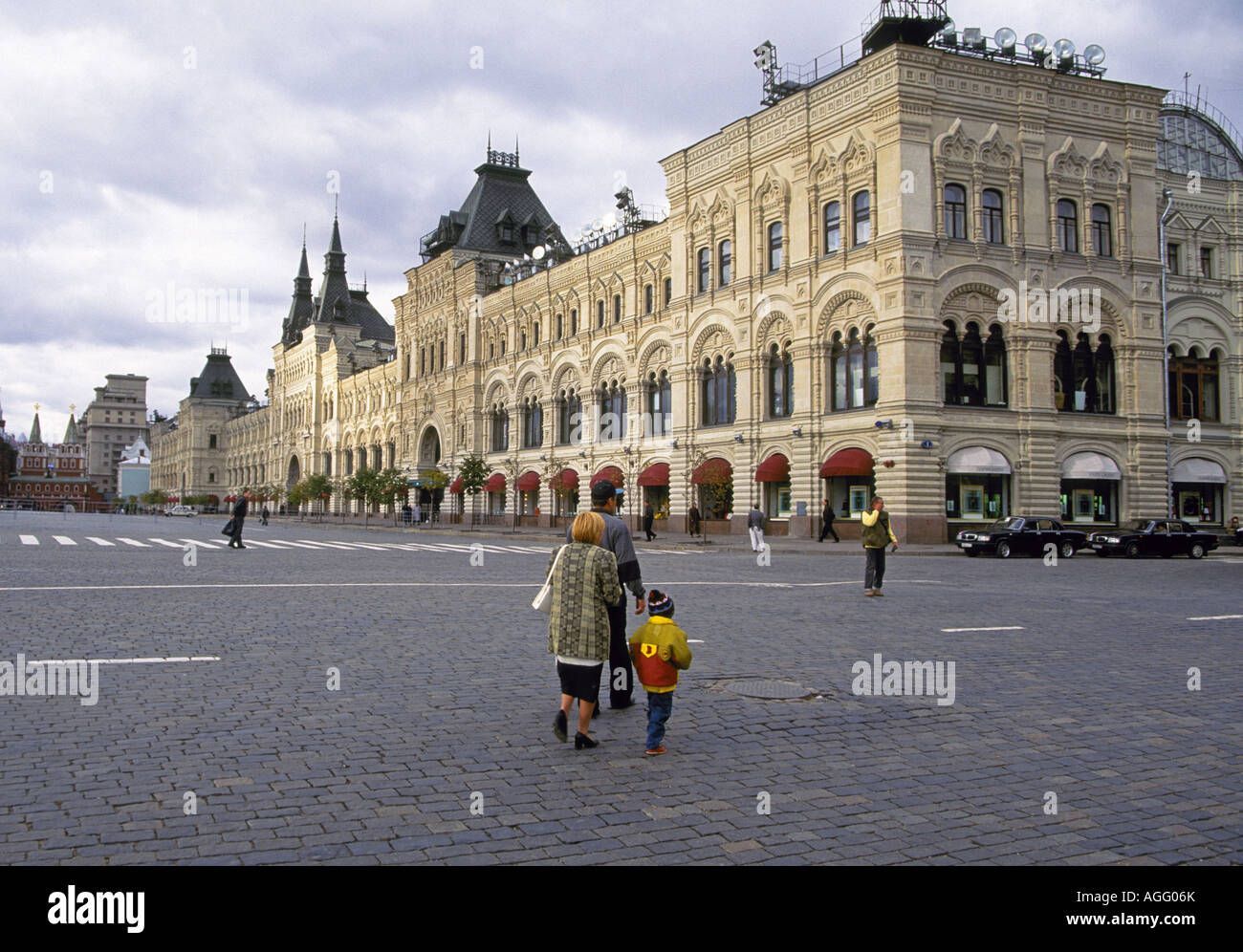 Soviet store front hi-res stock photography and images - Alamy