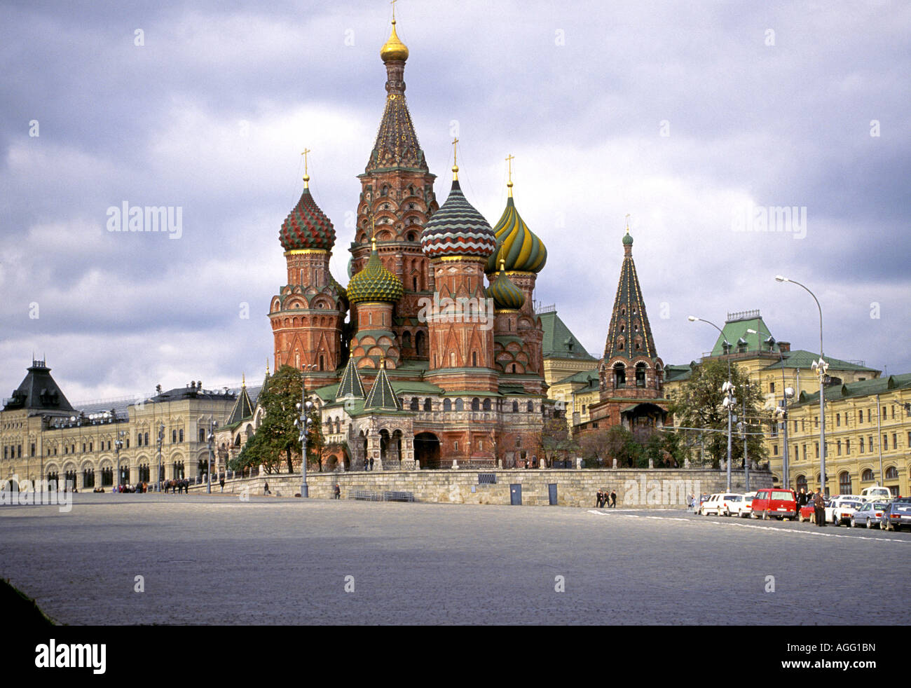 Orthodox church in red square hi-res stock photography and images - Alamy