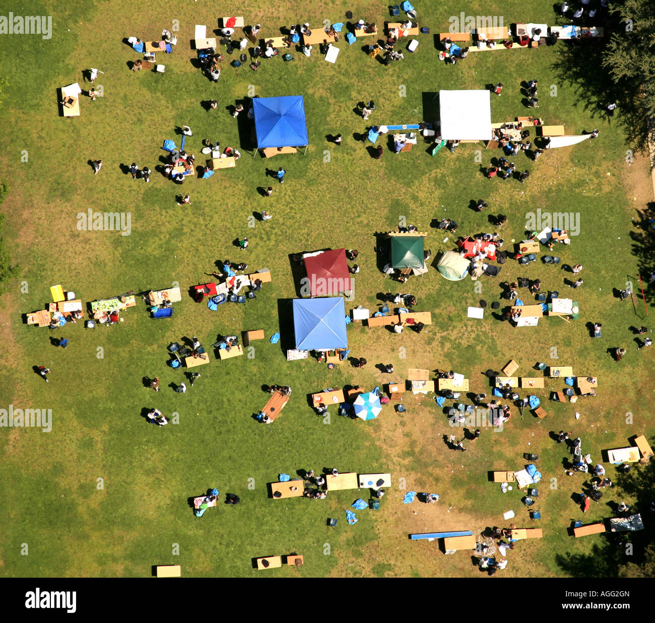 Picnic park aerial hi-res stock photography and images - Alamy