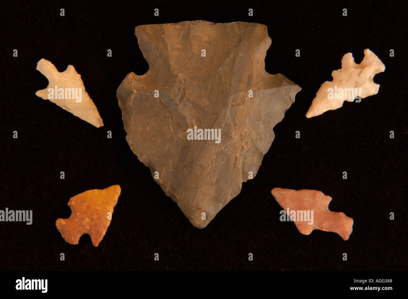 Native american arrowhead hi-res stock photography and images - Alamy