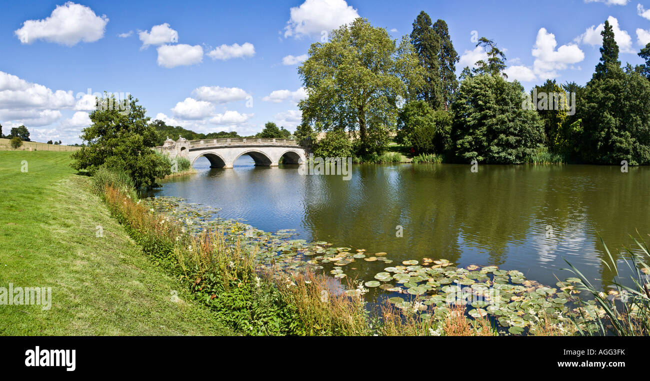 Compton verney lake warwickshire england hi-res stock photography and ...