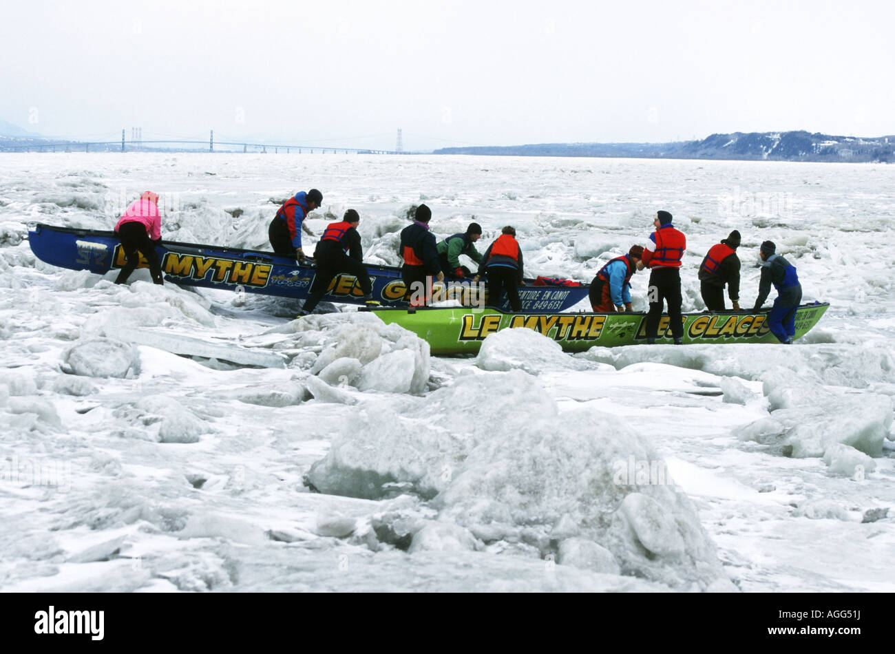 Ice canoe racing hi-res stock photography and images - Alamy