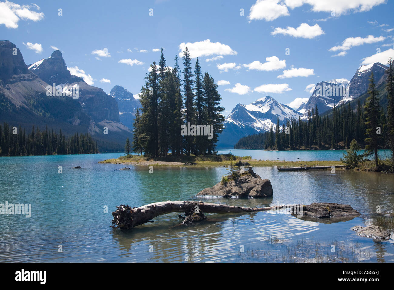 Spirit Island, Jasper National Park Stock Photo - Alamy