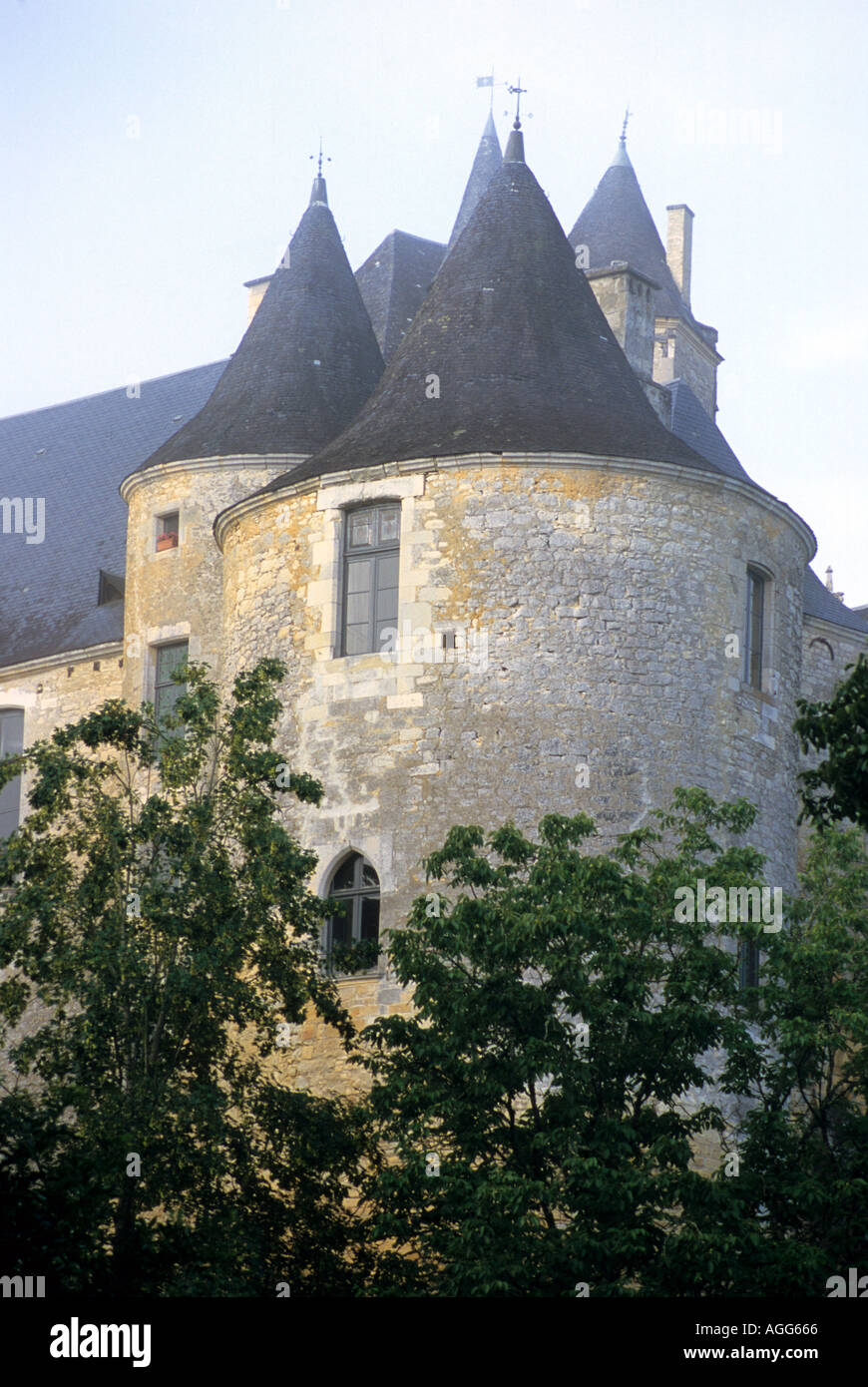 Fayrac castle hi-res stock photography and images - Alamy