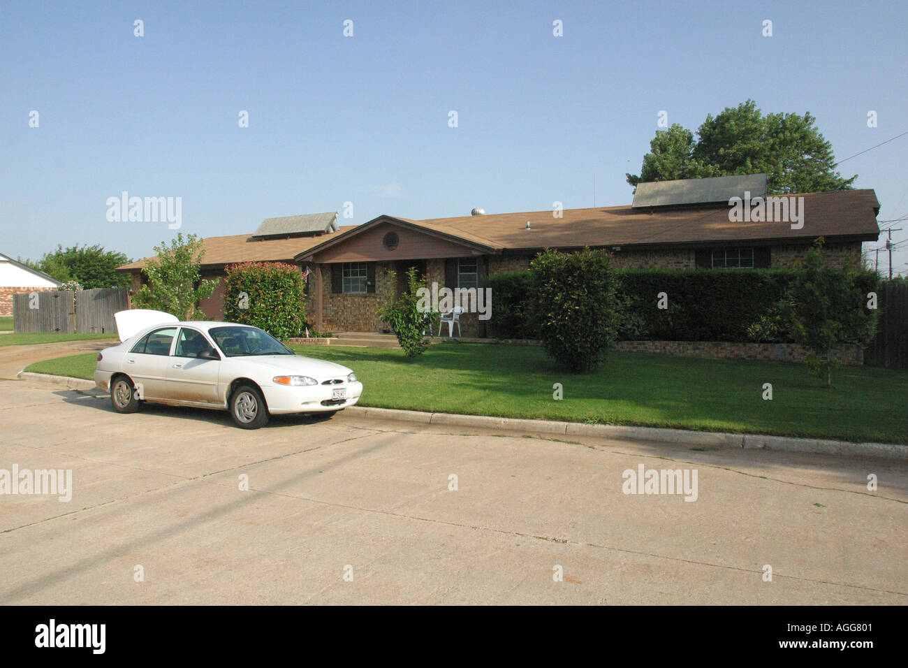 Moore oklahoma hi-res stock photography and images - Alamy