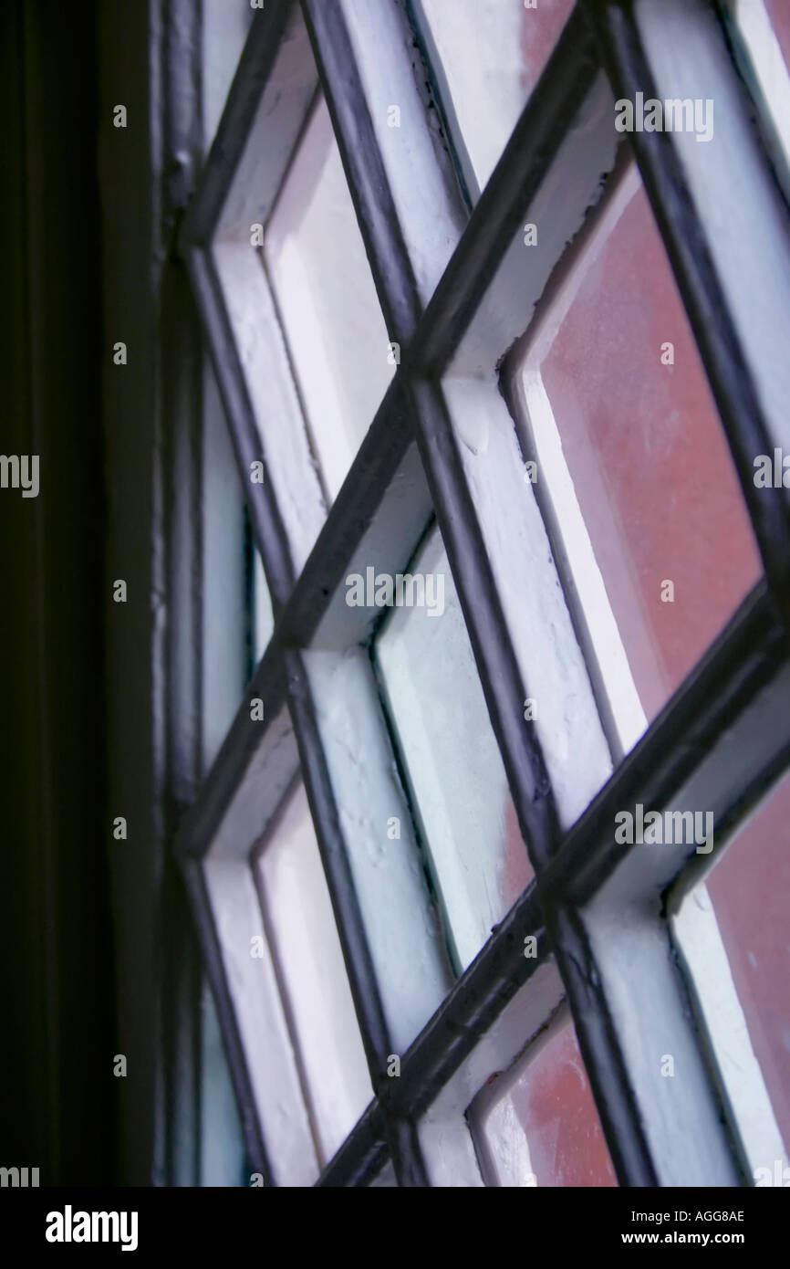 Diamond window panes hi-res stock photography and images - Alamy