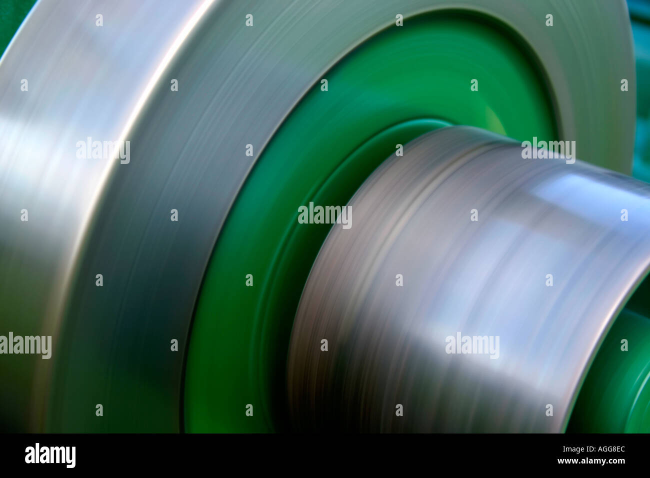 Revolving wheel on steam engine Stock Photo - Alamy