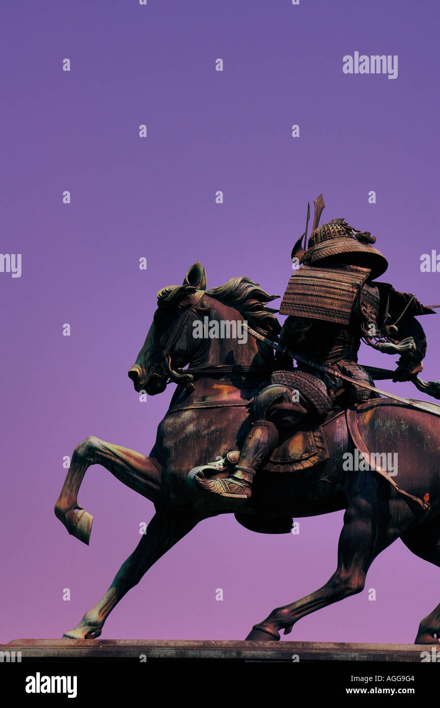 Statue samurai warrior masashige kusunoki hi-res stock photography and ...