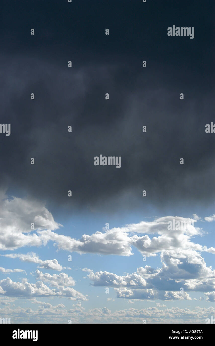 Thundercloud rain over blue hi-res stock photography and images - Alamy