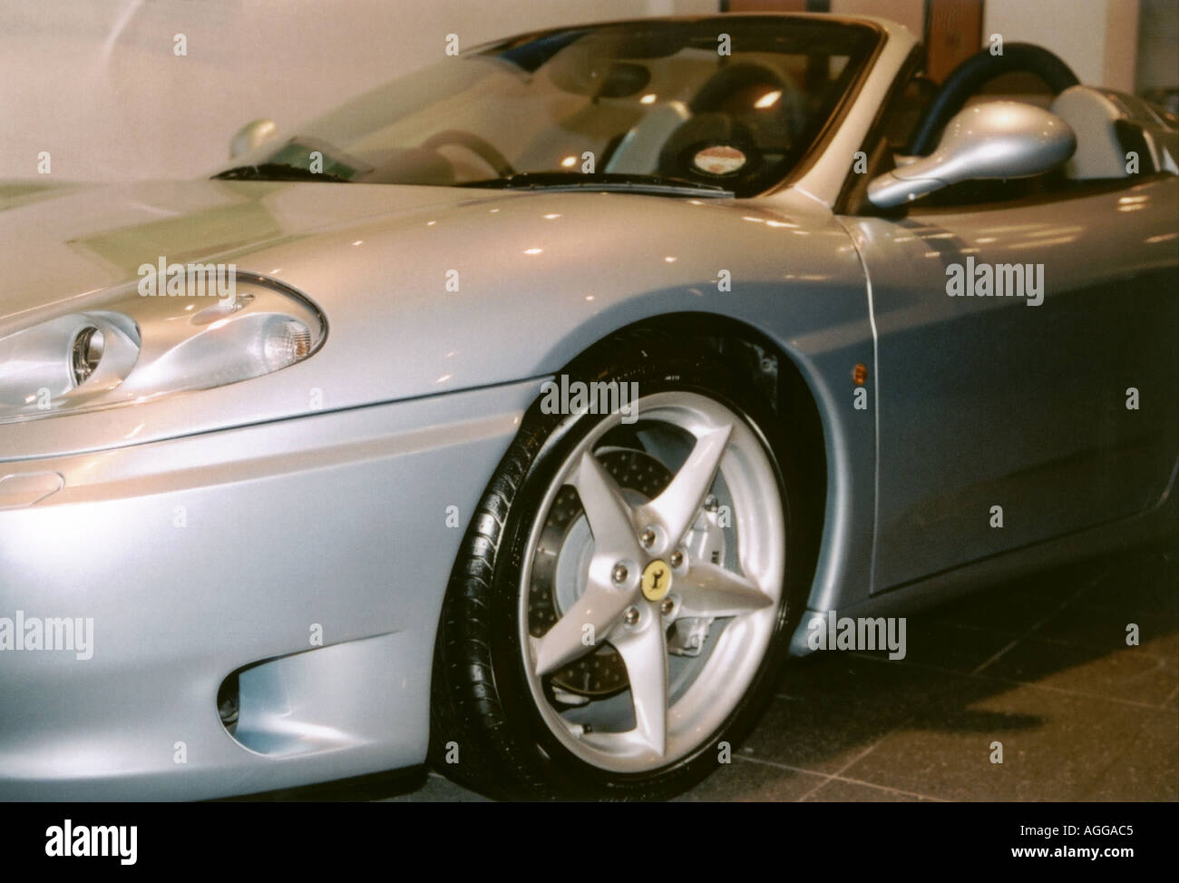 Ferrari 575 model hi-res stock photography and images - Alamy