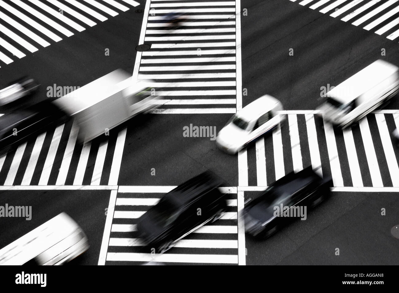 Ginza intersection cars aerial hi-res stock photography and images - Alamy Ginza intersection cars aerial hi-res stock photography and images - Alamy