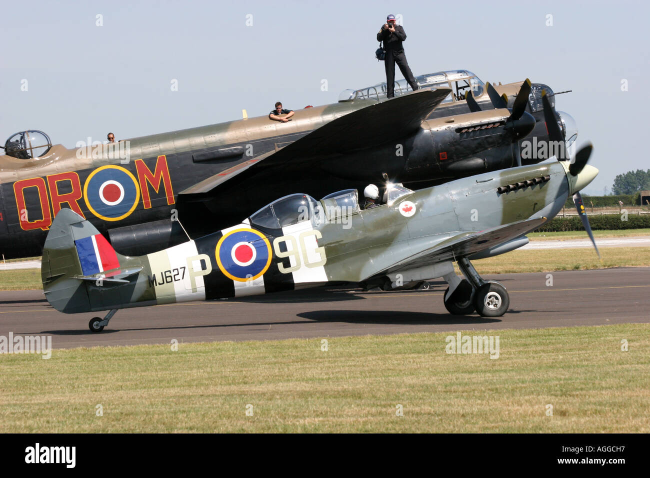 Paul Day in privately owned Spitfire Tr.9 MJ627 Stock Photo - Alamy