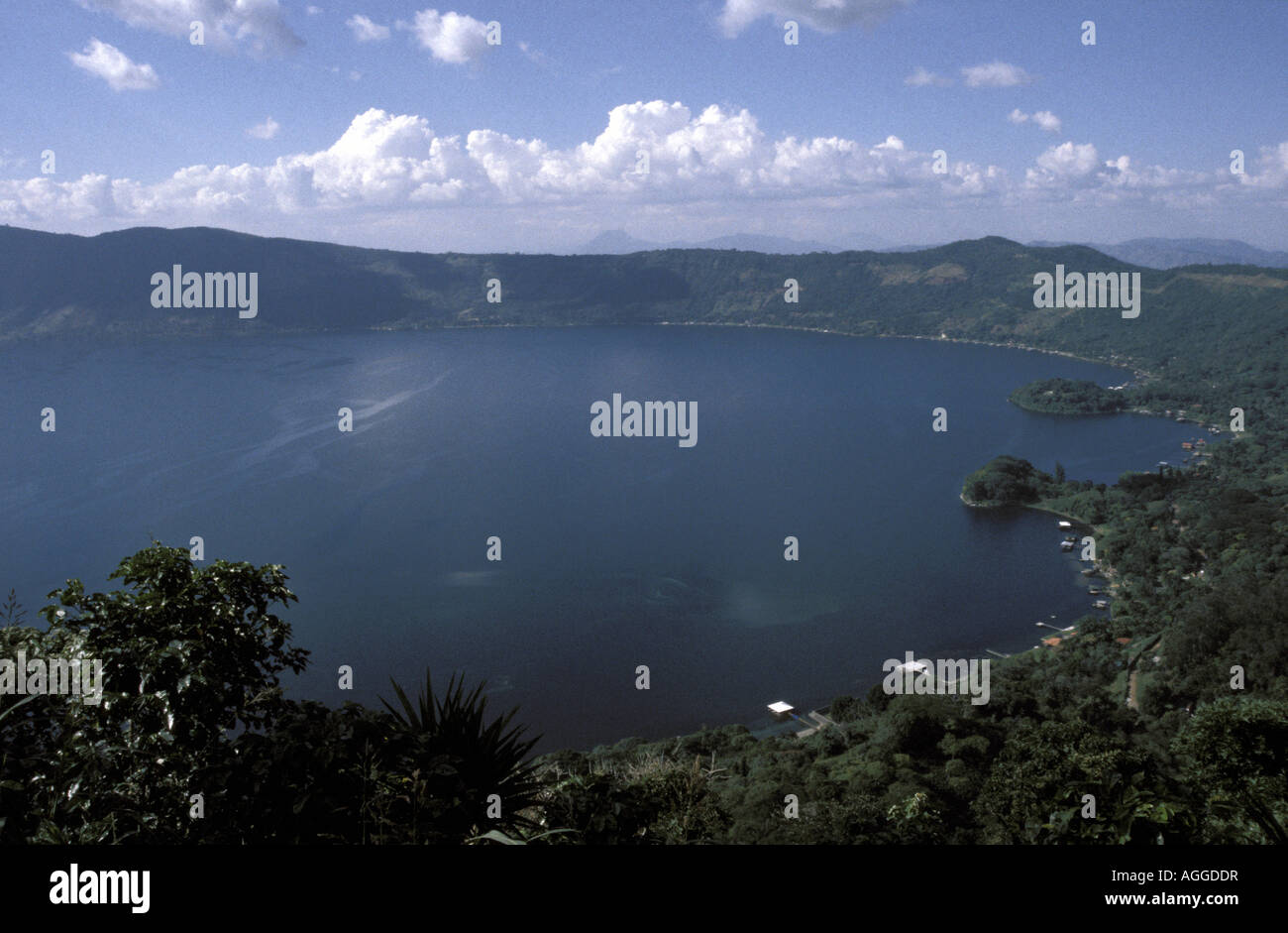 Lago coatepeque hi-res stock photography and images - Alamy