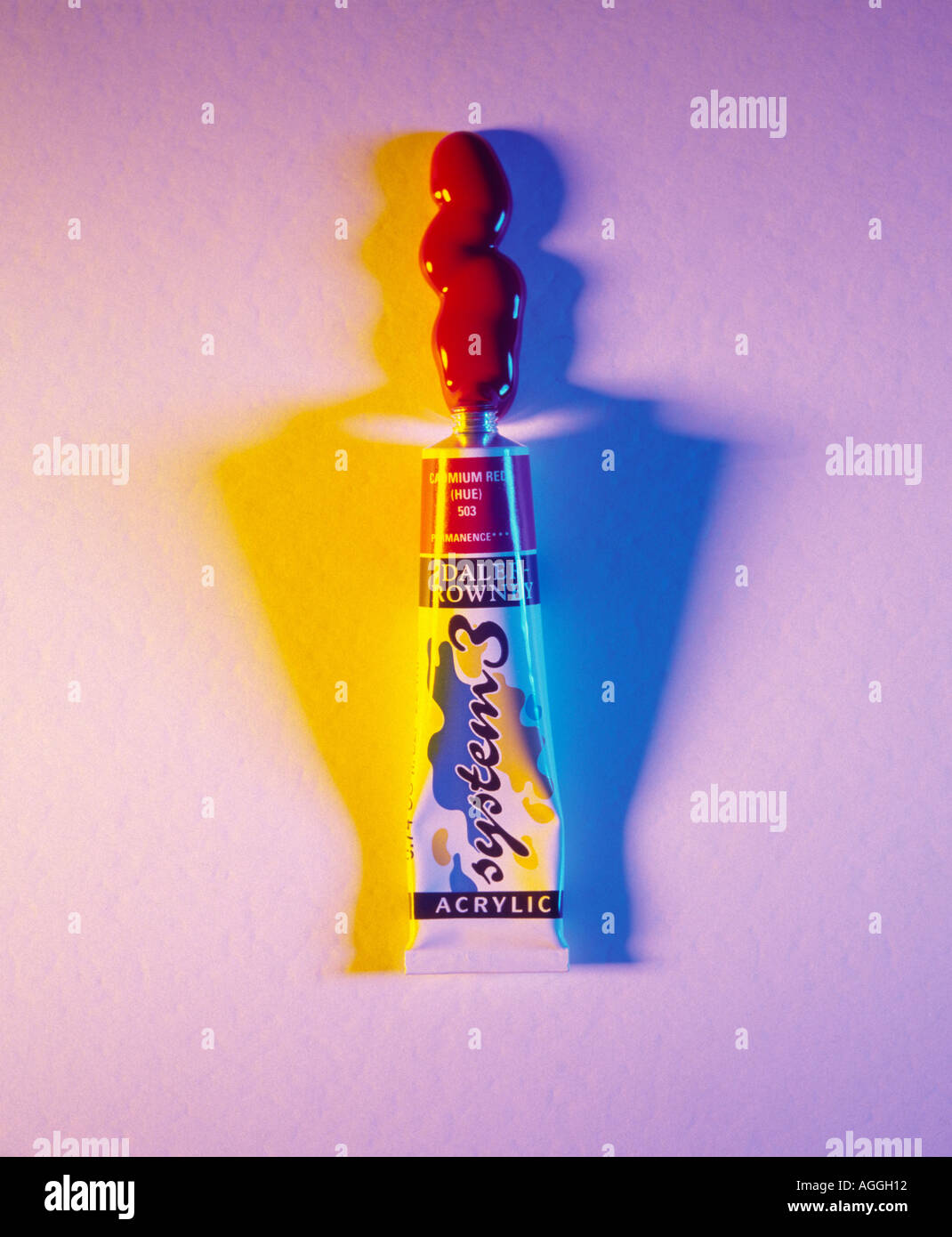 Paint tube hi-res stock photography and images - Alamy