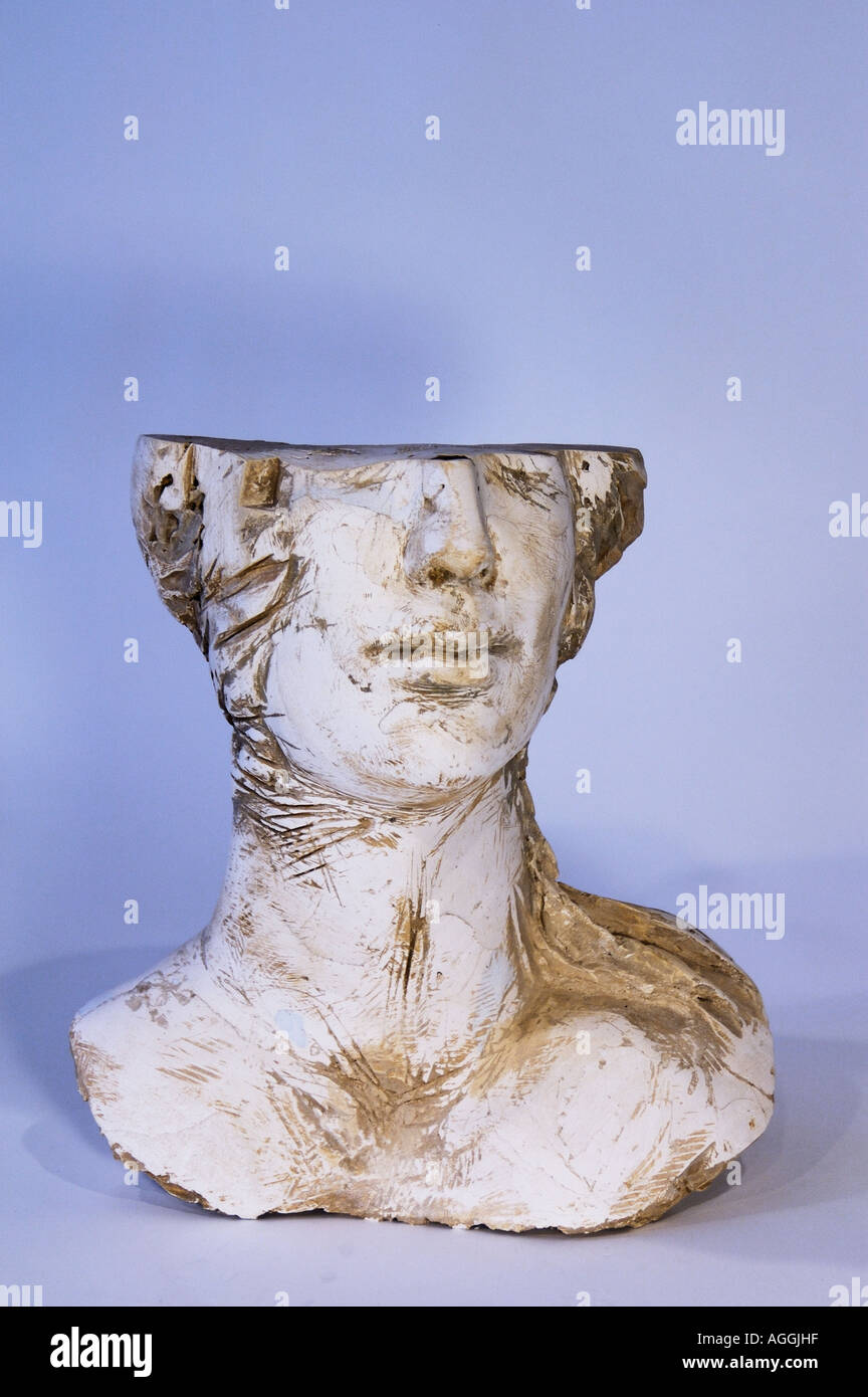 Woman head sculpture hi-res stock photography and images - Alamy