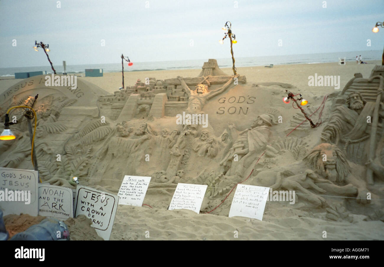 Sand sculpture of jesus christ hi-res stock photography and images - Alamy