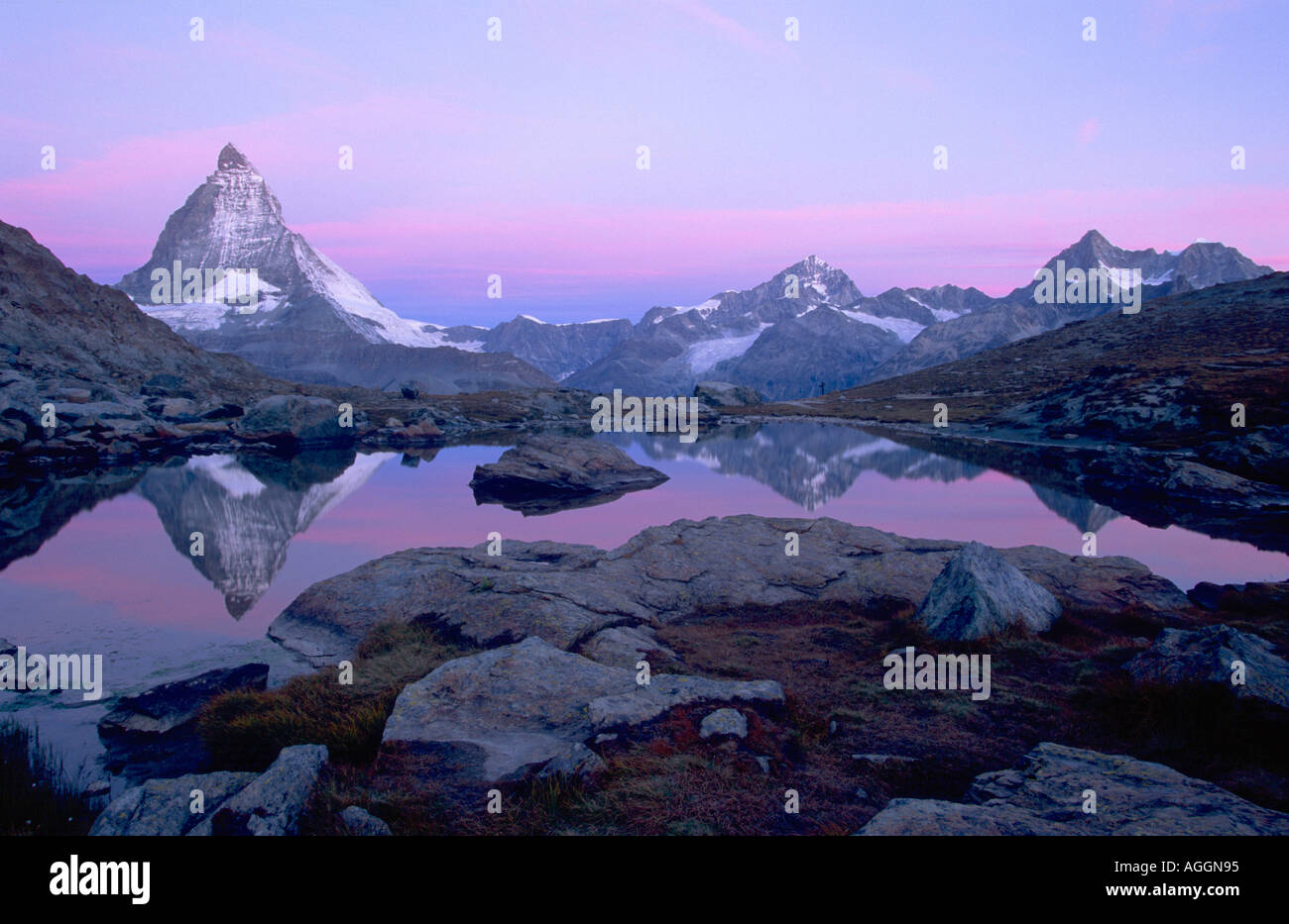 Matterhorn, 4478 m, (Mont Cervin, Le Cervin, Monte Cervino), refection ...
