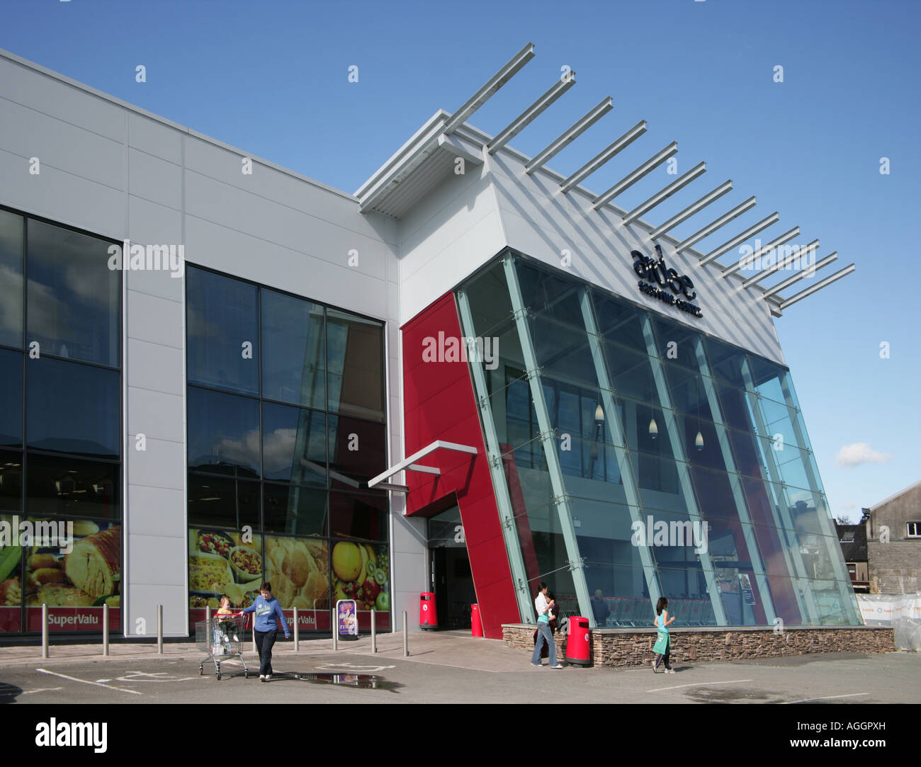 Ardee hi-res stock photography and images - Alamy