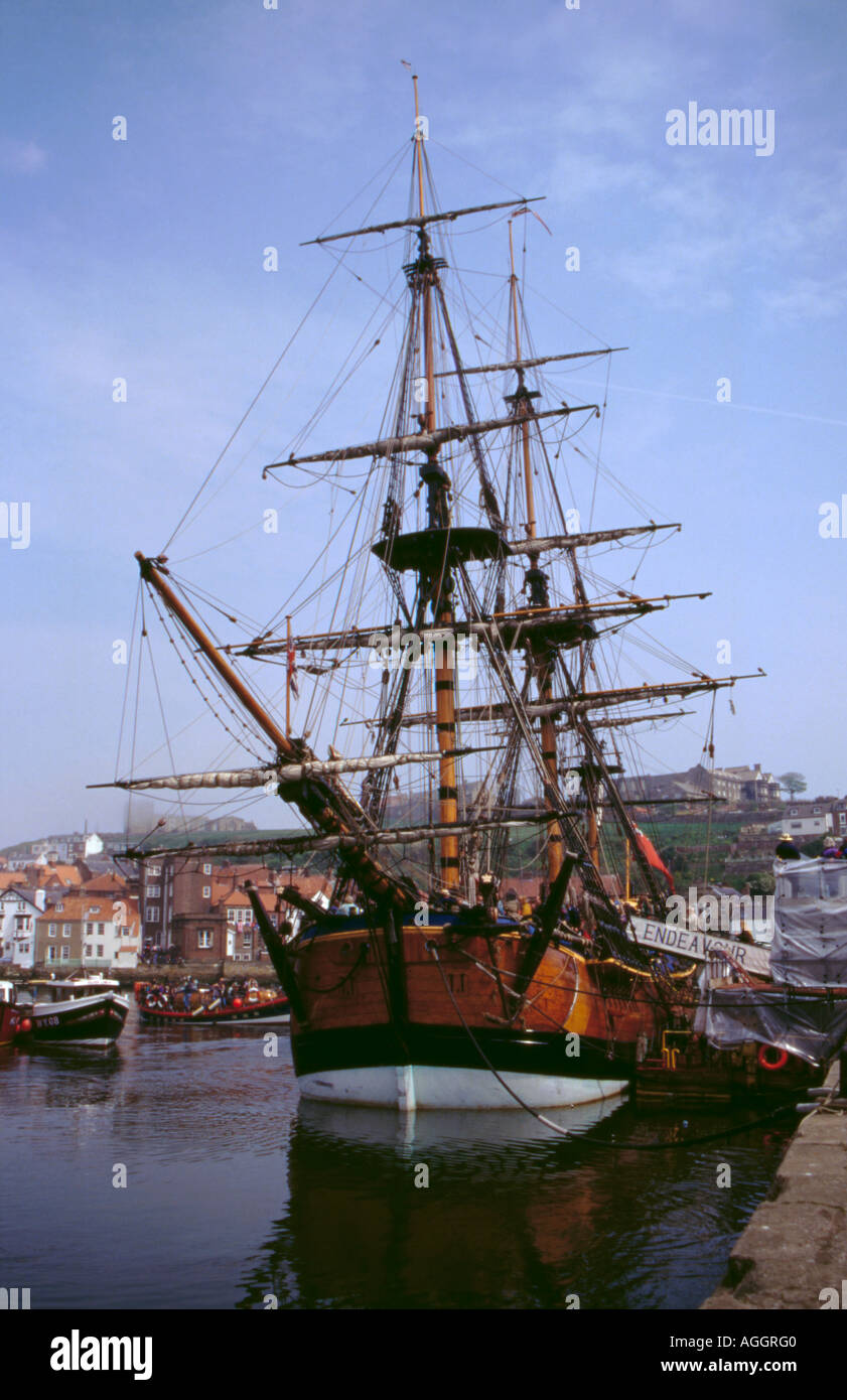 Captain cooks ship hi-res stock photography and images - Alamy