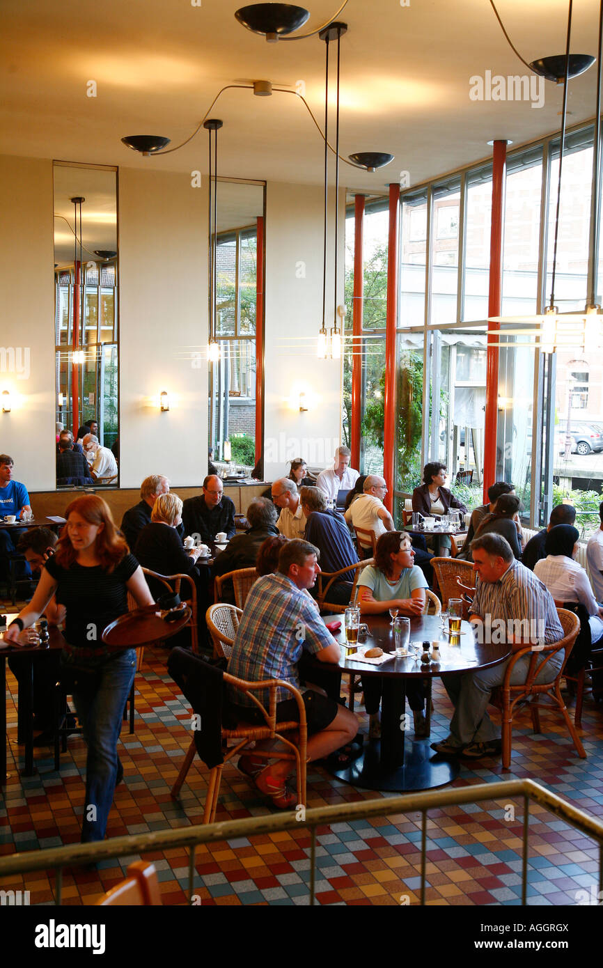People sitting at Cafe de Jaren Amsterdam Holland Stock Photo - Alamy
