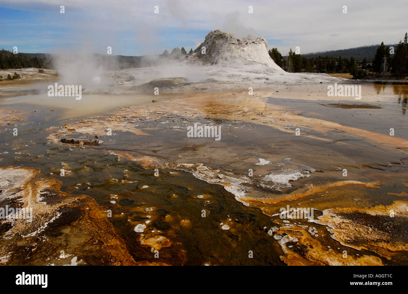 Castle geyser activity hi-res stock photography and images - Alamy