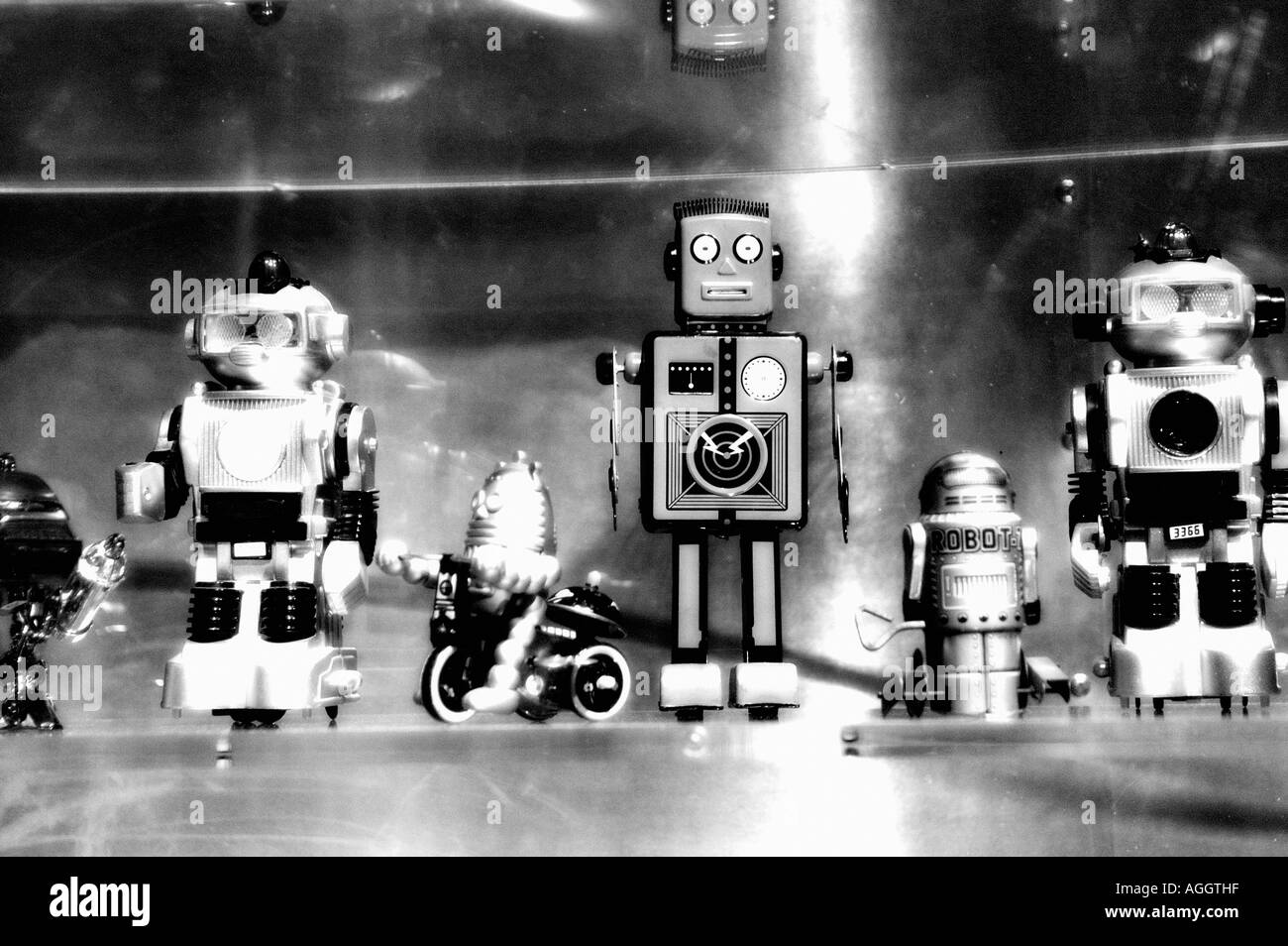 Collection ai robots technology hi-res stock photography and images - Alamy