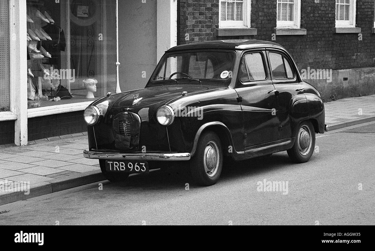 Austin a35 vintage car hi-res stock photography and images - Alamy