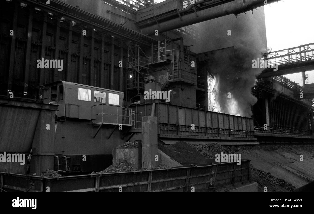 Heavy industry manufacturing Black and White Stock Photos & Images - Alamy