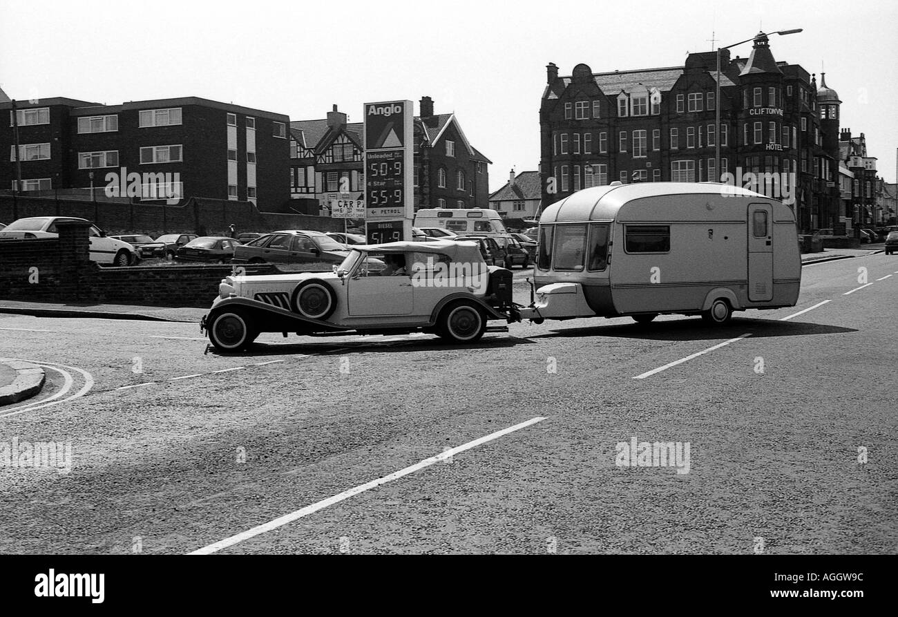 Vintage caravan hi-res stock photography and images - Alamy