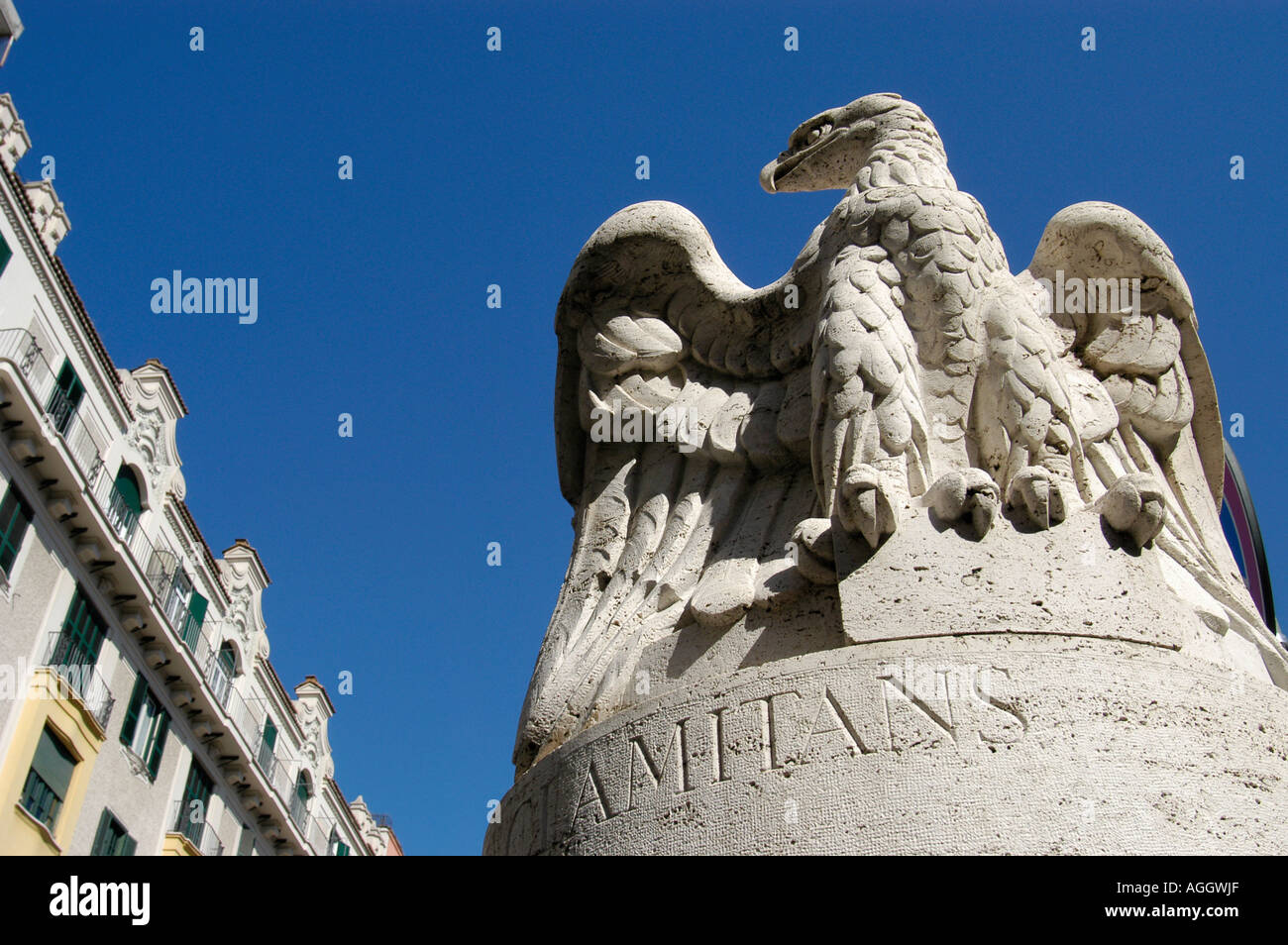 Roman eagle sculpture hi-res stock photography and images - Alamy