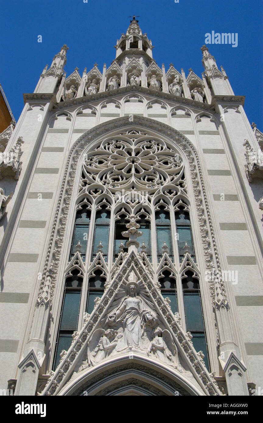 Gothic church rome hi-res stock photography and images - Alamy