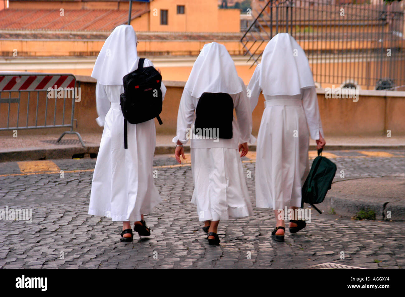 The nuns hi-res stock photography and images - Alamy