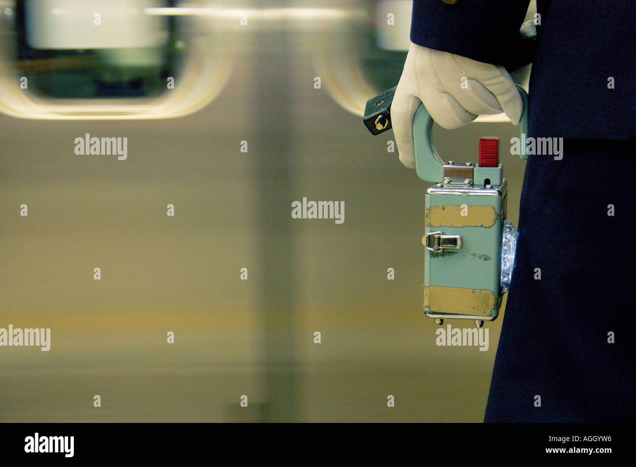 Tokyo metro signal hi-res stock photography and images - Alamy