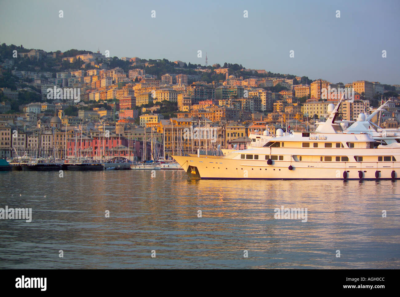 The harbor of genoa hi-res stock photography and images - Alamy