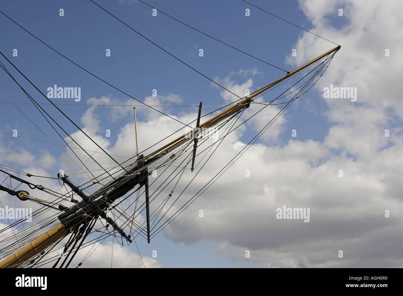 Bow mast and rigging of HMS Victory Stock Photo - Alamy