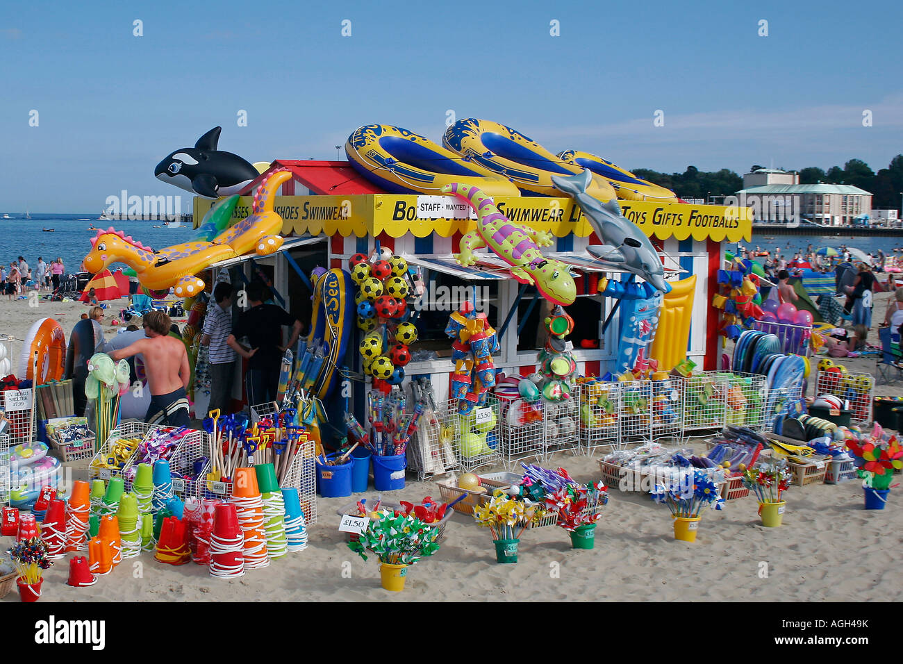 Beach kiosk hi-res stock photography and images - Alamy