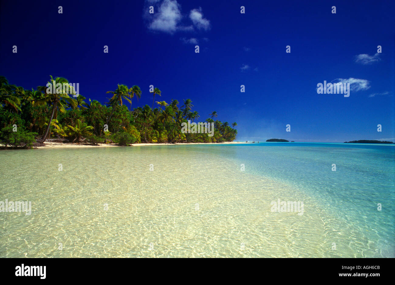 One foot Island Aitutaki Cook Islands Stock Photo - Alamy
