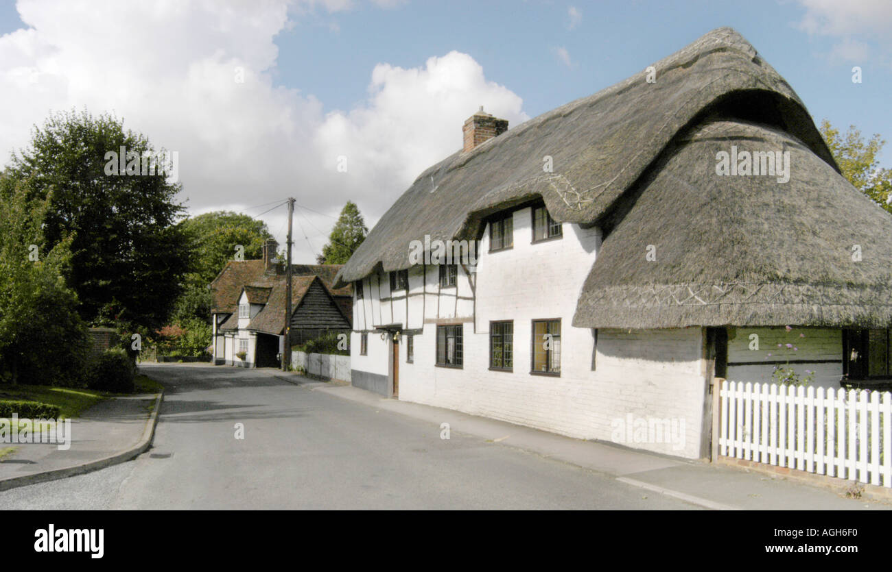 traditional and picturesque rural english village scene Stock Photo - Alamy